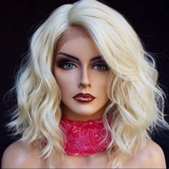 Accessories | Hp 11 Beth Short Wavy Blonde Lace Front Wignwt | Poshmark